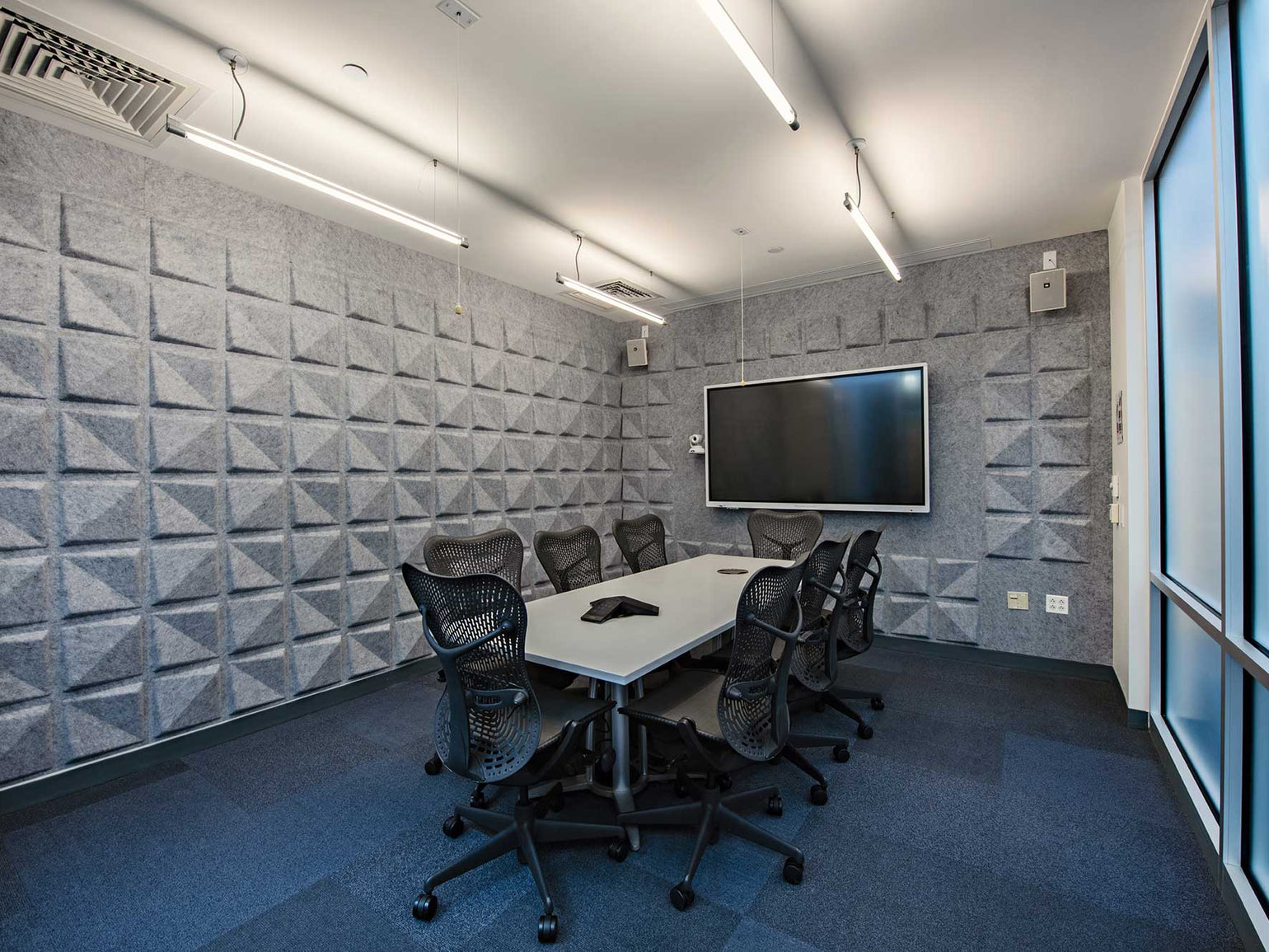 Eco-Friendly acoustic tiles for sound & comfort - MIO Culture